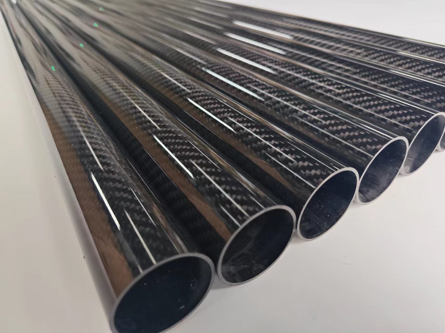 Round shaped roll wrapped carbon fiber tube | CA COMPOSITES LIMITED